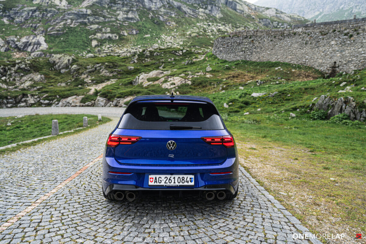 VW Golf 8 R mit Performance Paket: Roadtrip | OneMoreLap.com - Der ...
